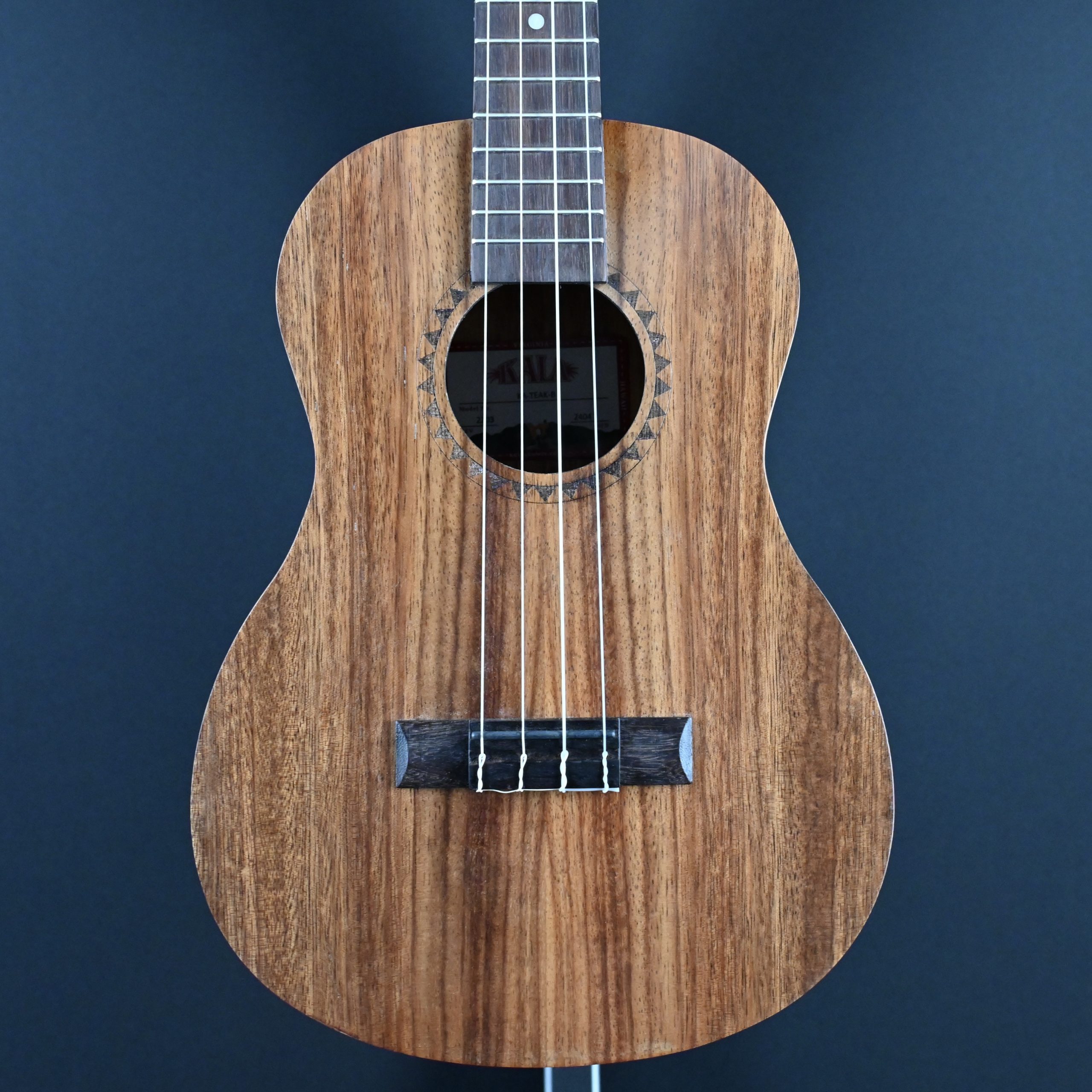 KA-TEAK-B Teak Baritone Ukulele - Bay Tunes Guitars